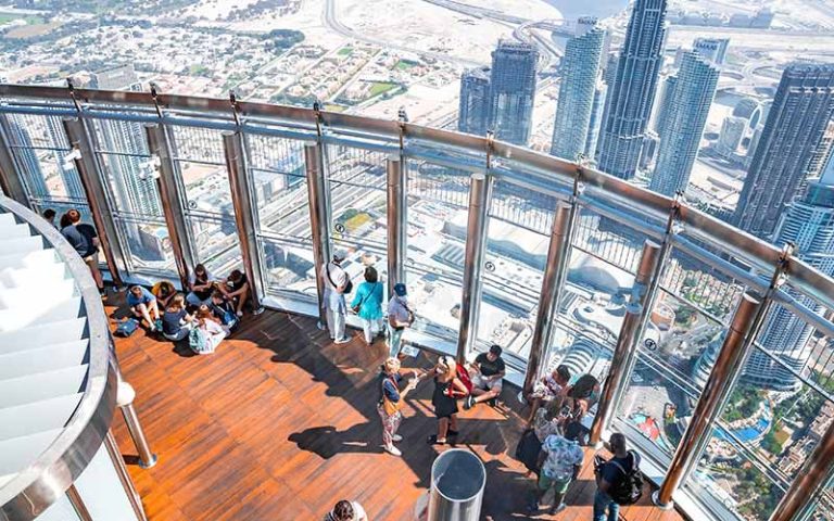 Burj Khalifa Floor 124 vs. 148: A Tale of Two Observation Levels.