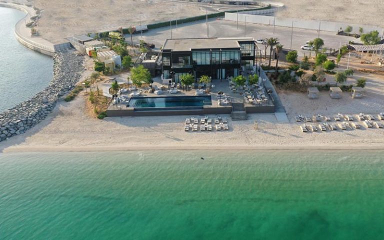 Must-Visit Beaches in Dubai: 10 Coastal Gems